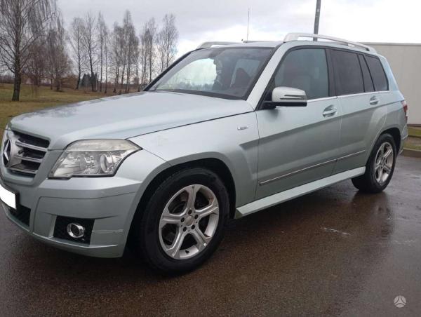 Zaļš Mercedes-Benz GLK 220 2009 Alīta, ar dzinēja tilpumu 2.10 L un nobraukumu 279 tūkst. km par 5999 €, foto 5 vietnē AUTOMOTO.COM.LV