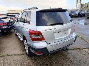 Pelēks Mercedes-Benz GLK 220 2009 Rīga, ar dzinēja tilpumu 2.20 L un nobraukumu 290 tūkst. km par 8995 €, foto 3 vietnē AUTOMOTO.COM.LV