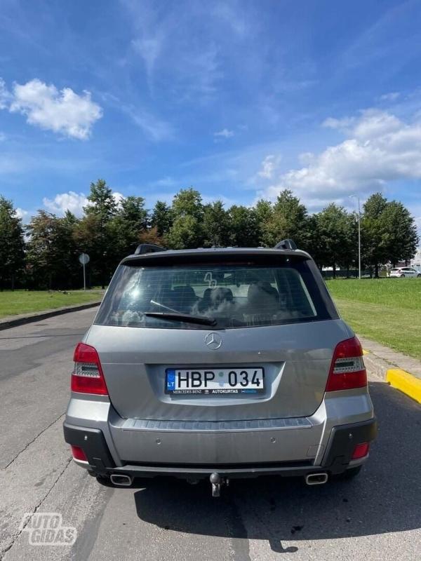 Мерседес ГЛК 220 2009 в Паневежис на AUTOMOTO.COM.LV Серый Мерседес ГЛК 220 2009 в Паневежис, объемом двигателя 2.20 л и пробегом 407 тыс. км за 6600 €, фото 4 на AUTOMOTO.COM.LV