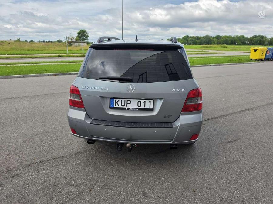 Pelēks Mercedes-Benz GLK 220 2010 Kauņa, ar dzinēja tilpumu 2.14 L un nobraukumu 332 tūkst. km par 5800 €, foto 7 vietnē AUTOMOTO.COM.LV