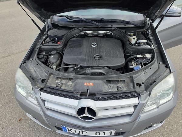 Pelēks Mercedes-Benz GLK 220 2010 Kauņa, ar dzinēja tilpumu 2.14 L un nobraukumu 332 tūkst. km par 5800 €, foto 7 vietnē AUTOMOTO.COM.LV