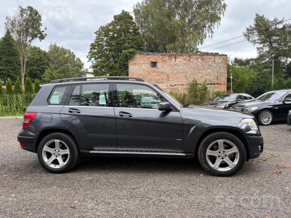 Pelēks Mercedes-Benz GLK 220 2010 Rīga, ar dzinēja tilpumu 2.10 L un nobraukumu 0 tūkst. km par 7550 €, foto 4 vietnē AUTOMOTO.COM.LV
