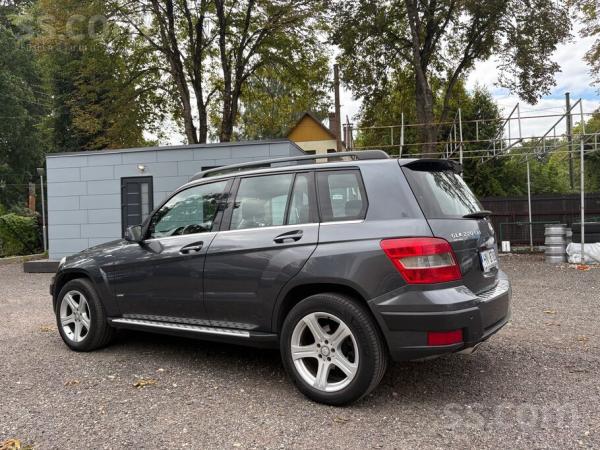 Pelēks Mercedes-Benz GLK 220 2010 Rīga, ar dzinēja tilpumu 2.10 L un nobraukumu 0 tūkst. km par 7550 €, foto 5 vietnē AUTOMOTO.COM.LV