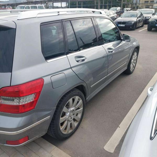 Pelēks Mercedes-Benz GLK 220 2010 Mažeikiai, ar dzinēja tilpumu 2.20 L un nobraukumu 463 tūkst. km par 4800 €, foto 4 vietnē AUTOMOTO.COM.LV