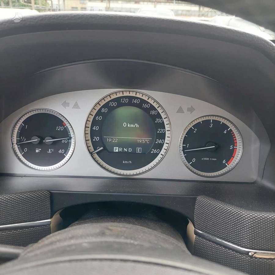 Pelēks Mercedes-Benz GLK 220 2010 Mažeikiai, ar dzinēja tilpumu 2.20 L un nobraukumu 463 tūkst. km par 4800 €, foto 6 vietnē AUTOMOTO.COM.LV
