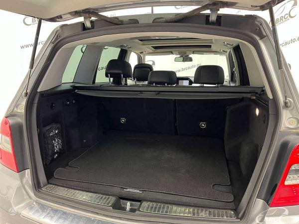 Pelēks Mercedes-Benz GLK 220 2010 Viļņa, ar dzinēja tilpumu 2.14 L un nobraukumu 267 tūkst. km par 7500 €, foto 9 vietnē AUTOMOTO.COM.LV