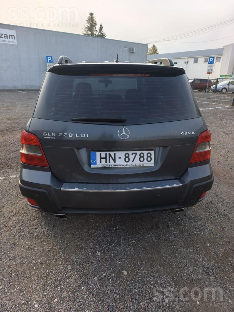 Pelēks Mercedes-Benz GLK 220 2010 Rīga, ar dzinēja tilpumu 2.20 L un nobraukumu 257 tūkst. km par 6950 €, foto 10 vietnē AUTOMOTO.COM.LV