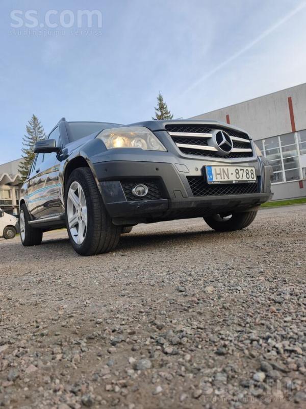 Pelēks Mercedes-Benz GLK 220 2010 Rīga, ar dzinēja tilpumu 2.20 L un nobraukumu 257 tūkst. km par 6950 €, foto 11 vietnē AUTOMOTO.COM.LV