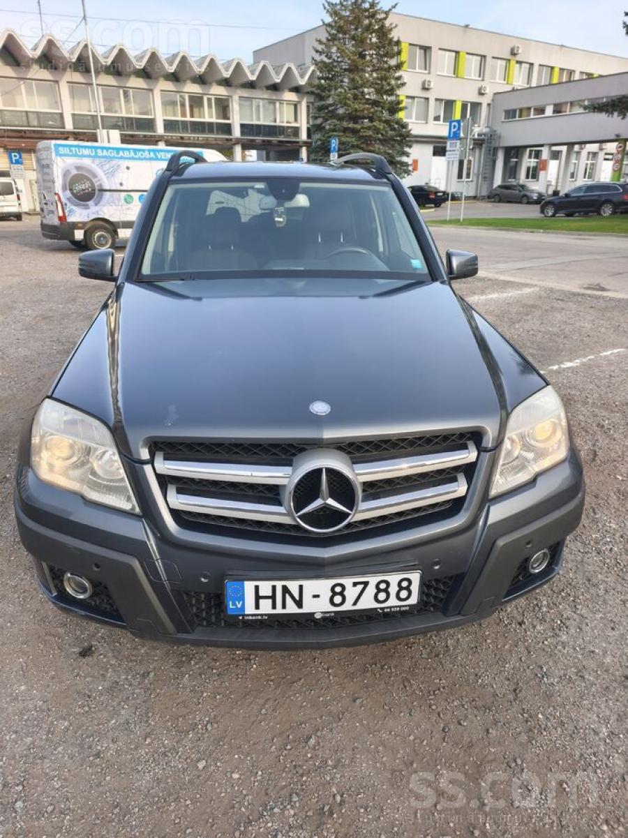 Pelēks Mercedes-Benz GLK 220 2010 Rīga, ar dzinēja tilpumu 2.20 L un nobraukumu 257 tūkst. km par 6950 €, foto 12 vietnē AUTOMOTO.COM.LV