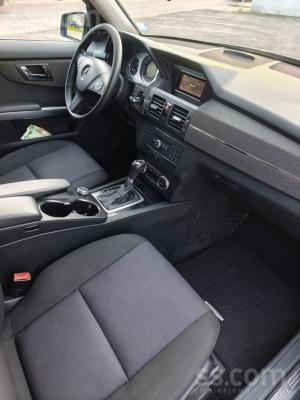 Pelēks Mercedes-Benz GLK 220 2010 Rīga, ar dzinēja tilpumu 2.20 L un nobraukumu 257 tūkst. km par 6950 €, foto 13 vietnē AUTOMOTO.COM.LV
