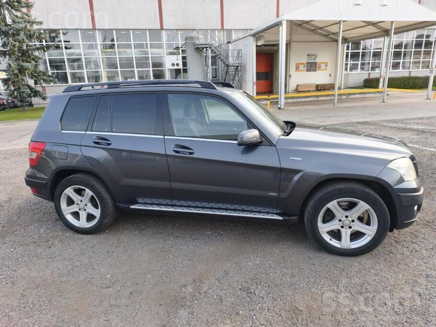 Pelēks Mercedes-Benz GLK 220 2010 Rīga, ar dzinēja tilpumu 2.20 L un nobraukumu 257 tūkst. km par 6950 €, foto 16 vietnē AUTOMOTO.COM.LV