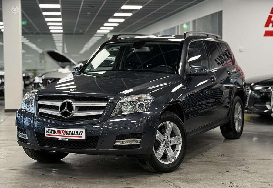 Pelēks Mercedes-Benz GLK 220 2011 Klaipėda, ar dzinēja tilpumu 2.14 L un nobraukumu 344 tūkst. km par 8900 €, foto 1 vietnē AUTOMOTO.COM.LV