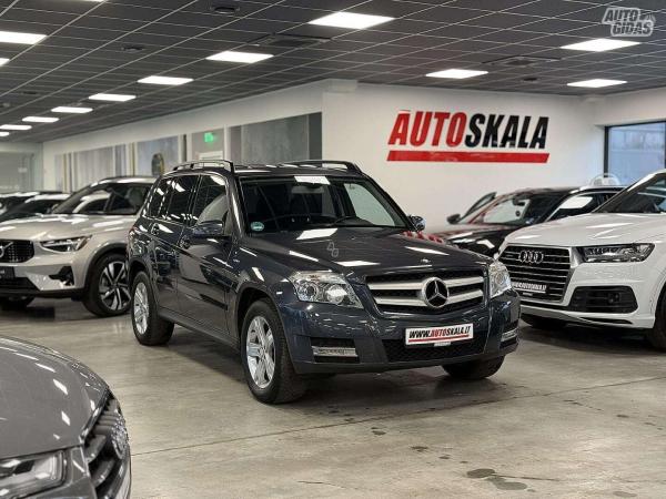 Grey Mercedes-Benz GLK 220 2011 in Klaipeda, with an engine capacity of 2.10 L and mileage of 344 thousand km for 8900 €, photo 4 on AUTOMOTO.COM.LV