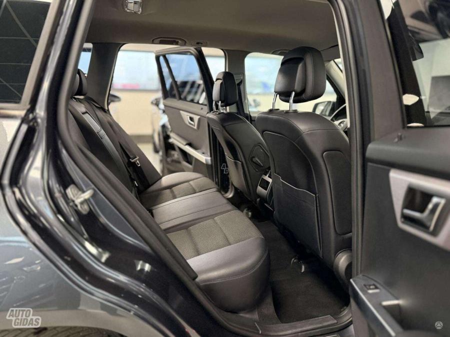 Pelēks Mercedes-Benz GLK 220 2011 Klaipėda, ar dzinēja tilpumu 2.10 L un nobraukumu 344 tūkst. km par 8900 €, foto 6 vietnē AUTOMOTO.COM.LV
