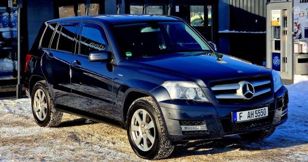 Pelēks Mercedes-Benz GLK 220 2011 Kretinga, ar dzinēja tilpumu 2.20 L un nobraukumu 298 tūkst. km par 8550 €, foto 1 vietnē AUTOMOTO.COM.LV