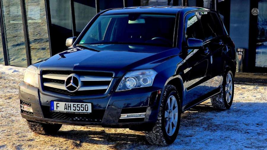 Pelēks Mercedes-Benz GLK 220 2011 Kretinga, ar dzinēja tilpumu 2.20 L un nobraukumu 298 tūkst. km par 8550 €, foto 3 vietnē AUTOMOTO.COM.LV