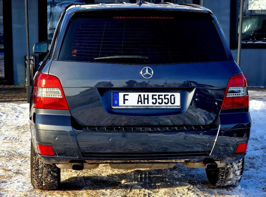 Pelēks Mercedes-Benz GLK 220 2011 Kretinga, ar dzinēja tilpumu 2.20 L un nobraukumu 298 tūkst. km par 8550 €, foto 9 vietnē AUTOMOTO.COM.LV