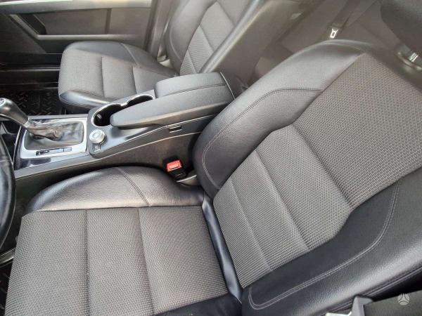 Pelēks Mercedes-Benz GLK 220 2011 Telšiai, ar dzinēja tilpumu 2.10 L un nobraukumu 243 tūkst. km par 7150 €, foto 8 vietnē AUTOMOTO.COM.LV