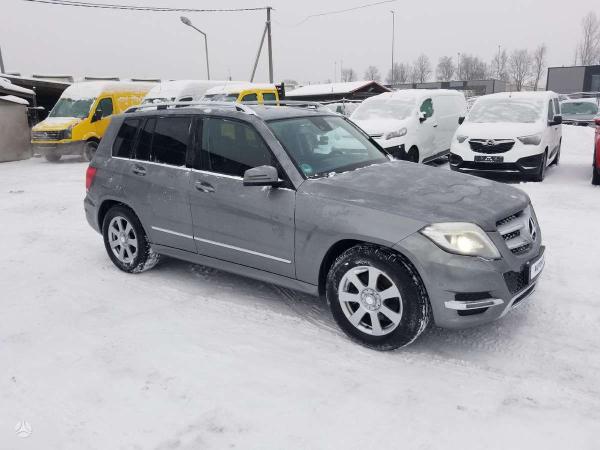 Pelēks Mercedes-Benz GLK 220 2012 Kauņa, ar dzinēja tilpumu 2.14 L un nobraukumu 204 tūkst. km par 8850 €, foto 5 vietnē AUTOMOTO.COM.LV