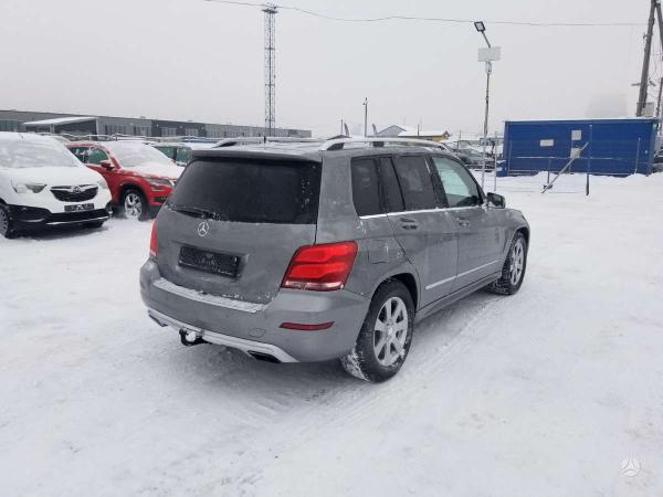 Pelēks Mercedes-Benz GLK 220 2012 Kauņa, ar dzinēja tilpumu 2.14 L un nobraukumu 204 tūkst. km par 8850 €, foto 8 vietnē AUTOMOTO.COM.LV