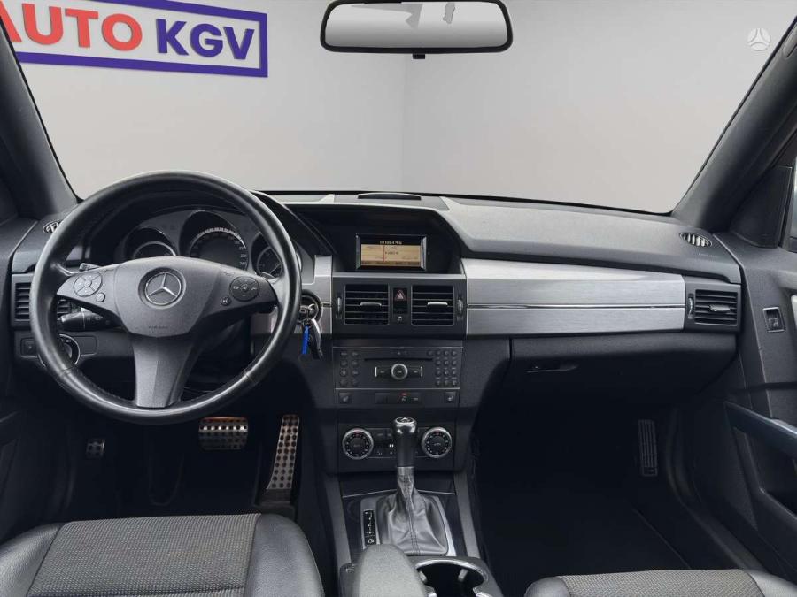 Grey Mercedes-Benz GLK 220 2012 in Kaunas, with an engine capacity of 2.10 L and mileage of 319 thousand km for 8799 €, photo 12 on AUTOMOTO.COM.LV