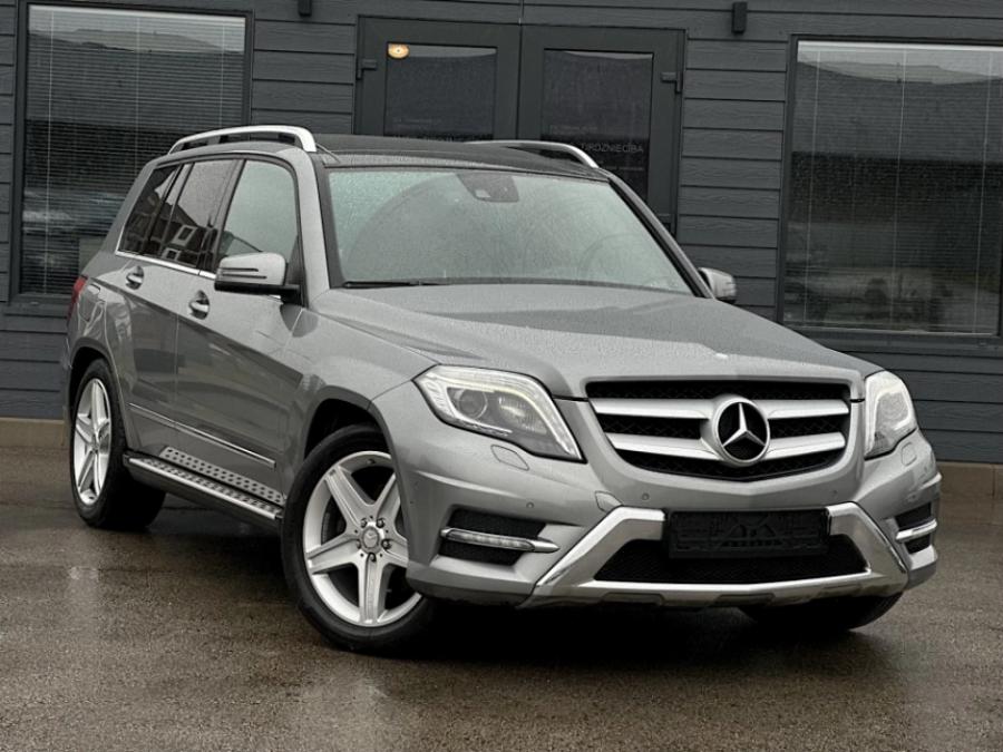 Pelēks Mercedes-Benz GLK 220 2012 Rīga, ar dzinēja tilpumu 2.20 L un nobraukumu 285 tūkst. km par 13950 €, foto 1 vietnē AUTOMOTO.COM.LV