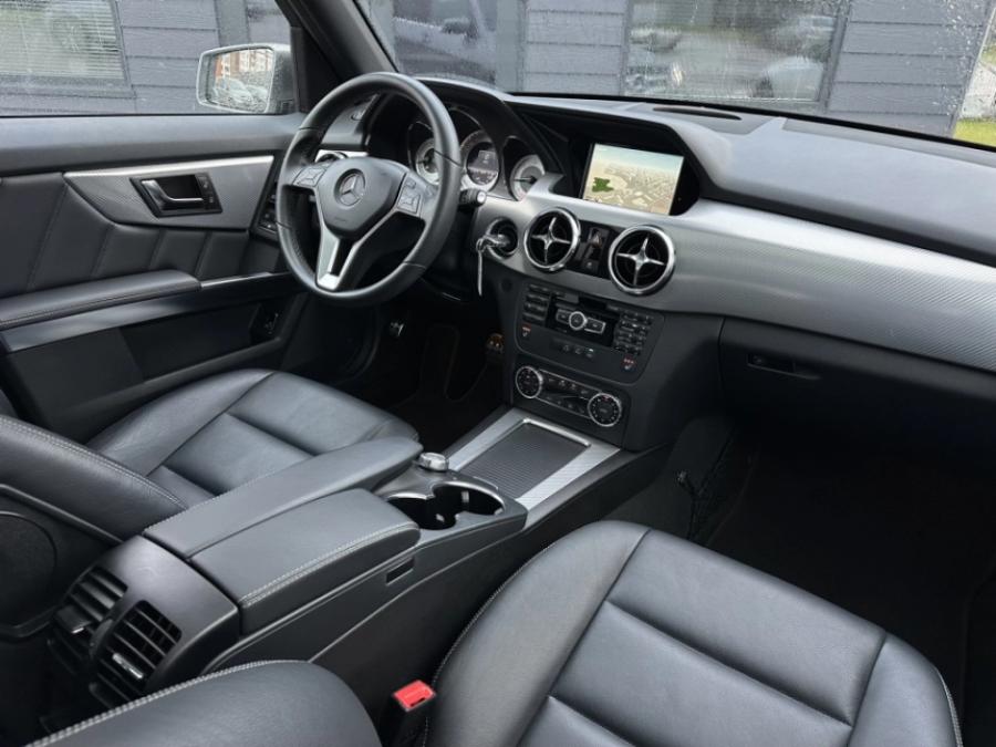Pelēks Mercedes-Benz GLK 220 2012 Rīga, ar dzinēja tilpumu 2.20 L un nobraukumu 285 tūkst. km par 13950 €, foto 7 vietnē AUTOMOTO.COM.LV