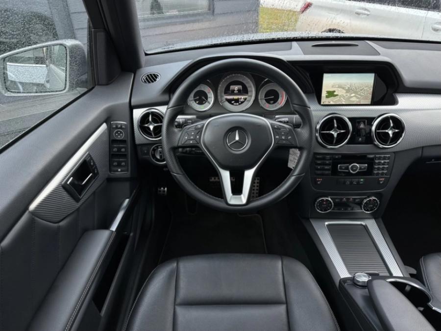 Pelēks Mercedes-Benz GLK 220 2012 Rīga, ar dzinēja tilpumu 2.20 L un nobraukumu 285 tūkst. km par 13950 €, foto 14 vietnē AUTOMOTO.COM.LV