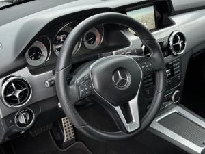 Pelēks Mercedes-Benz GLK 220 2012 Rīga, ar dzinēja tilpumu 2.20 L un nobraukumu 285 tūkst. km par 13950 €, foto 16 vietnē AUTOMOTO.COM.LV
