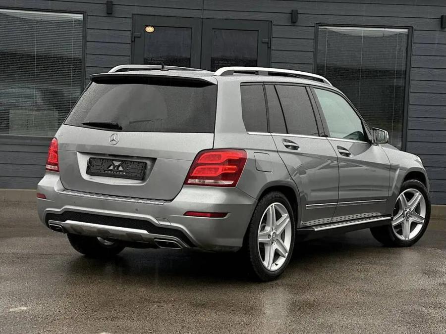 Pelēks Mercedes-Benz GLK 220 2012 Jelgava, ar dzinēja tilpumu 2.20 L un nobraukumu 285 tūkst. km par 11950 €, foto 5 vietnē AUTOMOTO.COM.LV