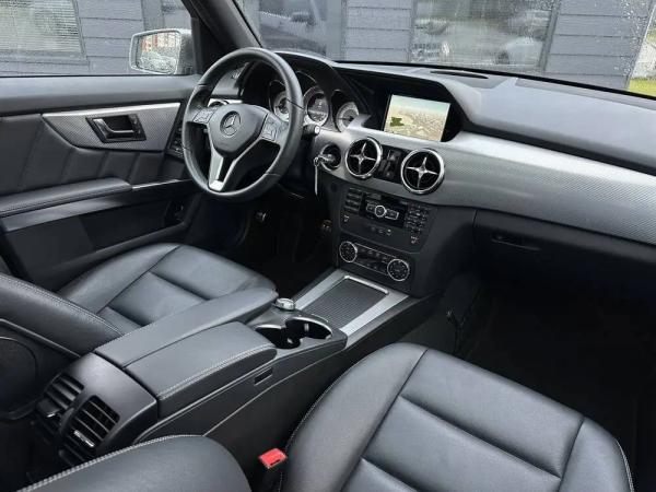 Pelēks Mercedes-Benz GLK 220 2012 Jelgava, ar dzinēja tilpumu 2.20 L un nobraukumu 285 tūkst. km par 11950 €, foto 6 vietnē AUTOMOTO.COM.LV