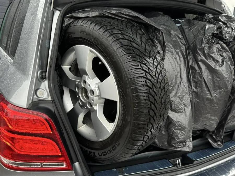 Pelēks Mercedes-Benz GLK 220 2012 Jelgava, ar dzinēja tilpumu 2.20 L un nobraukumu 285 tūkst. km par 11950 €, foto 11 vietnē AUTOMOTO.COM.LV