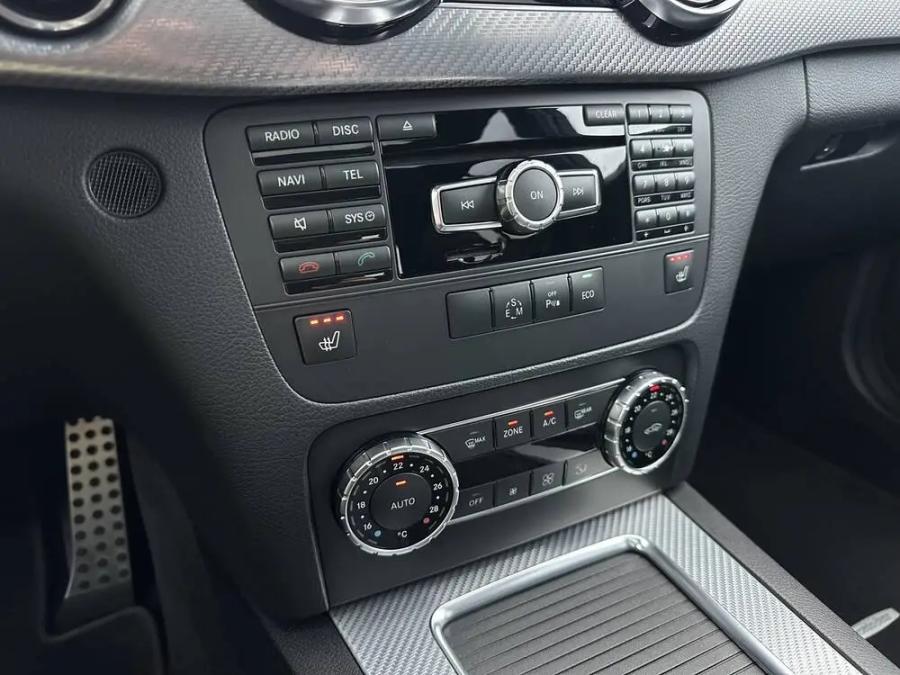 Pelēks Mercedes-Benz GLK 220 2012 Jelgava, ar dzinēja tilpumu 2.20 L un nobraukumu 285 tūkst. km par 11950 €, foto 17 vietnē AUTOMOTO.COM.LV