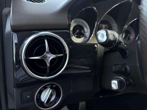 Grey Mercedes-Benz GLK 220 2012 in Siauliai, with an engine capacity of 2.14 L and mileage of 237 thousand km for 13550 €, photo 31 on AUTOMOTO.COM.LV