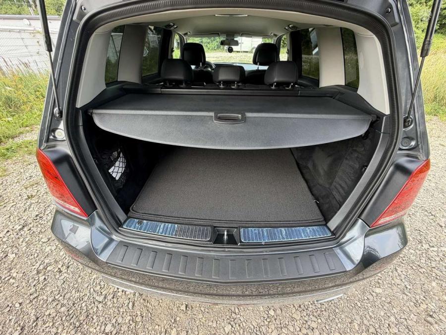 Pelēks Mercedes-Benz GLK 220 2012 Šauļi, ar dzinēja tilpumu 2.14 L un nobraukumu 252 tūkst. km par 12999 €, foto 42 vietnē AUTOMOTO.COM.LV