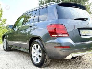 Grey Mercedes-Benz GLK 220 2012 in Siauliai, with an engine capacity of 2.14 L and mileage of 252 thousand km for 12999 €, photo 8 on AUTOMOTO.COM.LV