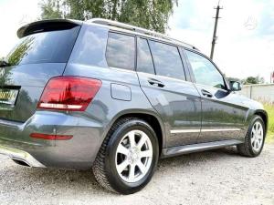 Grey Mercedes-Benz GLK 220 2012 in Siauliai, with an engine capacity of 2.14 L and mileage of 252 thousand km for 12999 €, photo 9 on AUTOMOTO.COM.LV