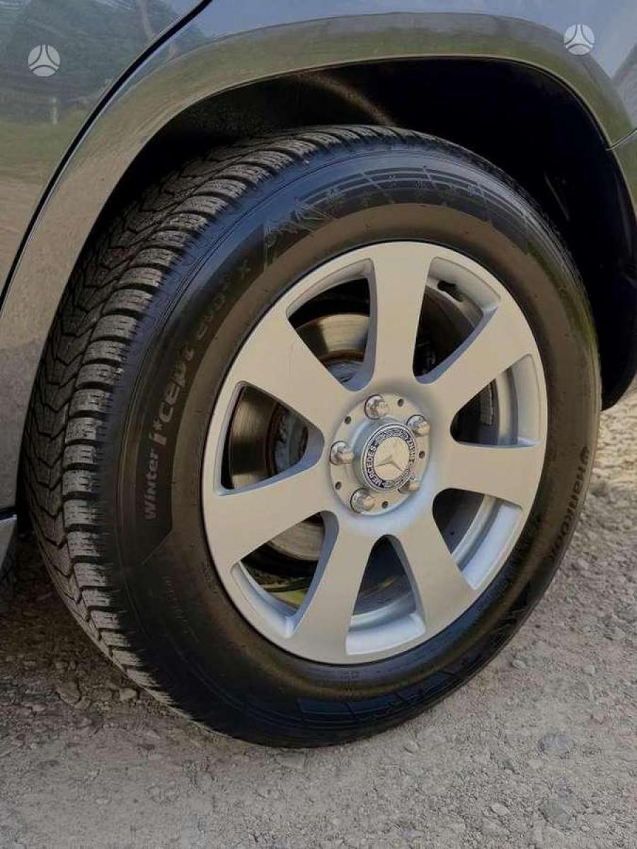 Grey Mercedes-Benz GLK 220 2012 in Siauliai, with an engine capacity of 2.14 L and mileage of 252 thousand km for 12999 €, photo 25 on AUTOMOTO.COM.LV