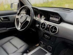 Grey Mercedes-Benz GLK 220 2012 in Siauliai, with an engine capacity of 2.14 L and mileage of 252 thousand km for 12999 €, photo 28 on AUTOMOTO.COM.LV