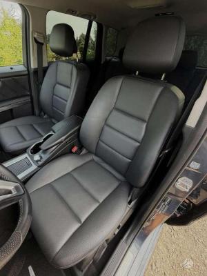 Grey Mercedes-Benz GLK 220 2012 in Siauliai, with an engine capacity of 2.14 L and mileage of 252 thousand km for 12999 €, photo 30 on AUTOMOTO.COM.LV