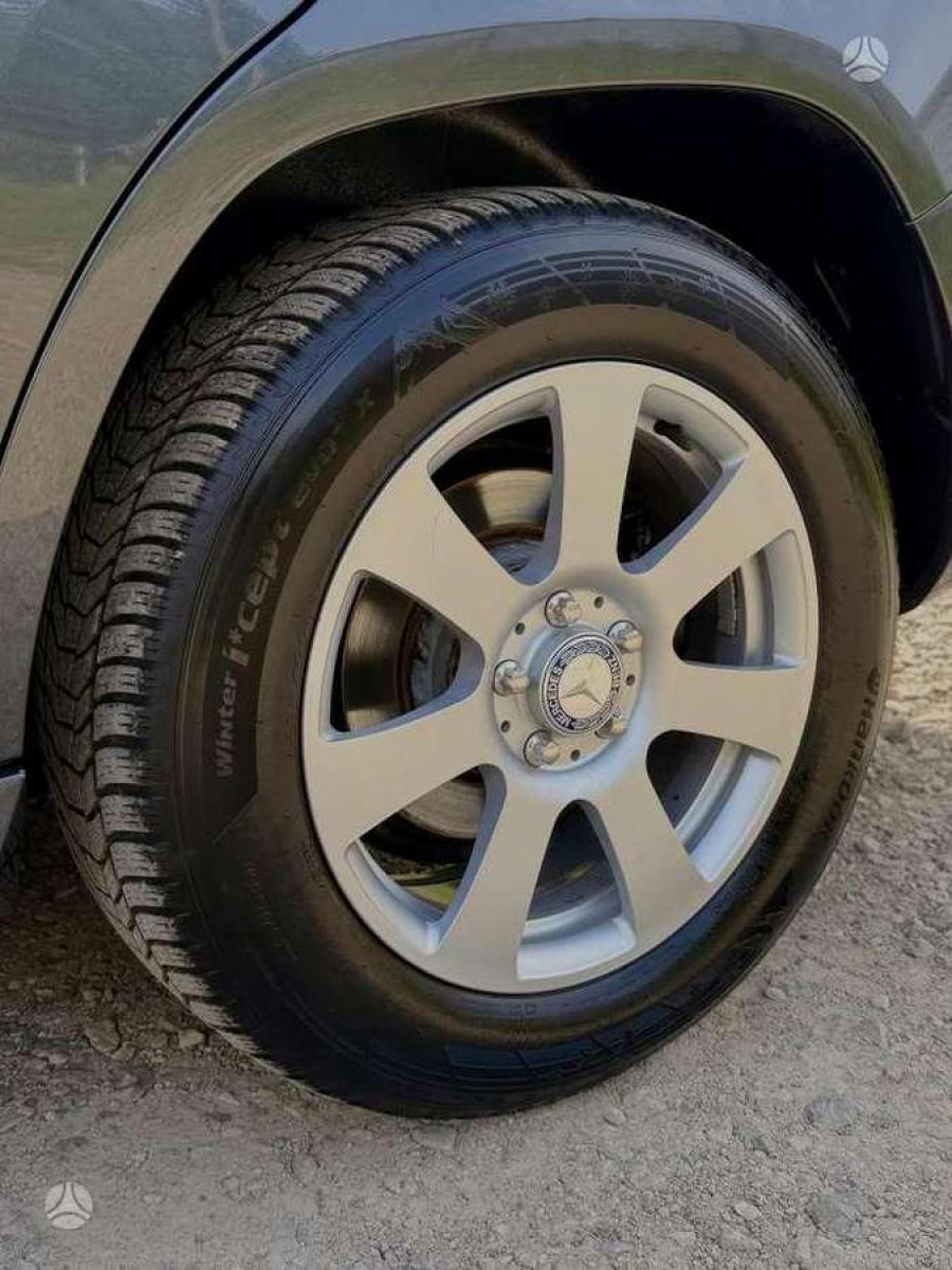 Grey Mercedes-Benz GLK 220 2012 in Siauliai, with an engine capacity of 2.14 L and mileage of 252 thousand km for 12999 €, photo 25 on AUTOMOTO.COM.LV