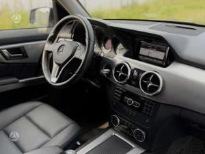 Grey Mercedes-Benz GLK 220 2012 in Siauliai, with an engine capacity of 2.14 L and mileage of 252 thousand km for 12999 €, photo 28 on AUTOMOTO.COM.LV