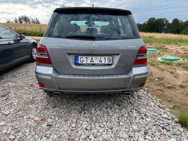 Grey Mercedes-Benz GLK 220 2012 in Vilnius, with an engine capacity of 2.14 L and mileage of 280 thousand km for 8200 €, photo 4 on AUTOMOTO.COM.LV