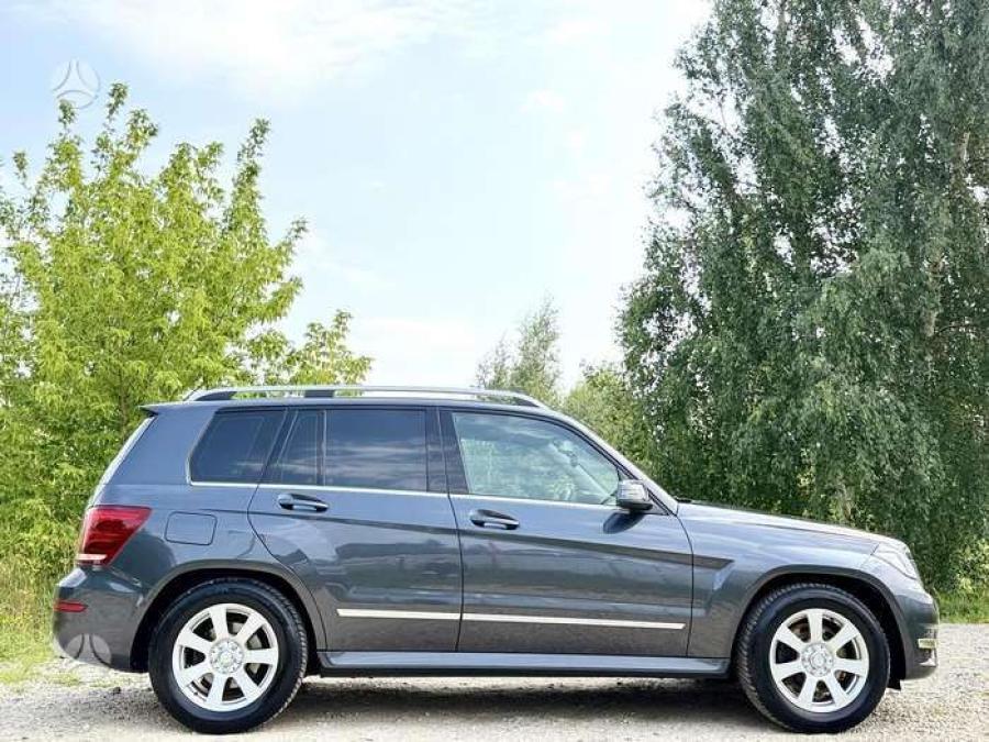 Grey Mercedes-Benz GLK 220 2012 in Siauliai, with an engine capacity of 2.14 L and mileage of 252 thousand km for 12999 €, photo 15 on AUTOMOTO.COM.LV