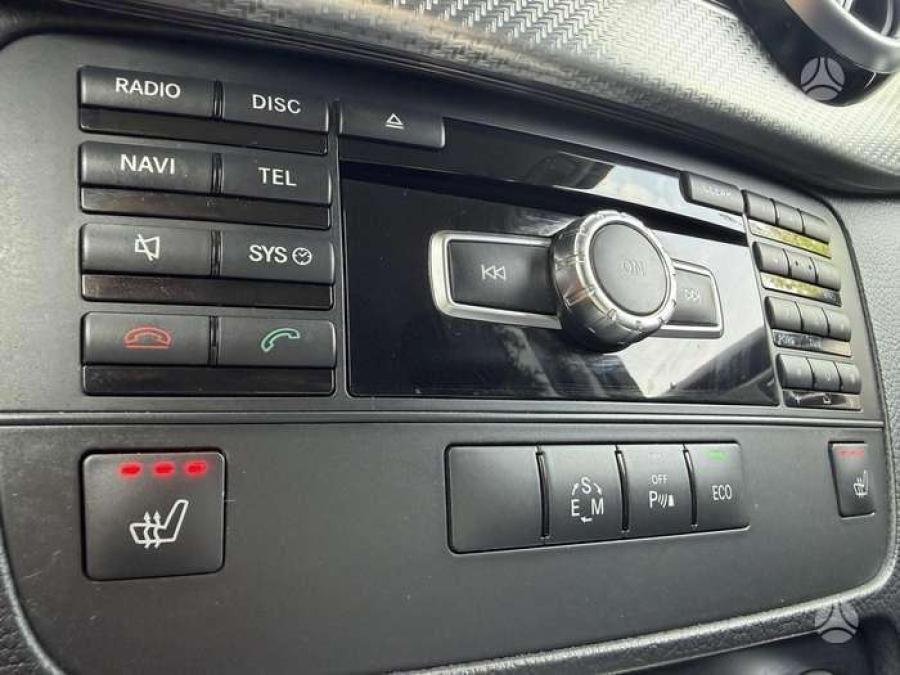 Grey Mercedes-Benz GLK 220 2012 in Siauliai, with an engine capacity of 2.14 L and mileage of 252 thousand km for 12999 €, photo 39 on AUTOMOTO.COM.LV