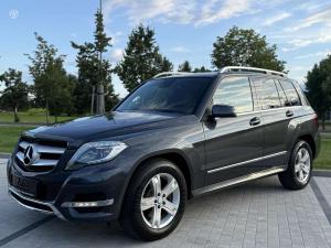 Grey Mercedes-Benz GLK 220 2012 in Siauliai, with an engine capacity of 2.14 L and mileage of 237 thousand km for 13550 €, photo 5 on AUTOMOTO.COM.LV
