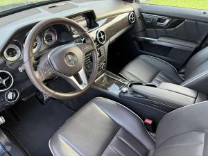 Grey Mercedes-Benz GLK 220 2012 in Siauliai, with an engine capacity of 2.14 L and mileage of 237 thousand km for 13550 €, photo 17 on AUTOMOTO.COM.LV