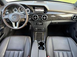 Grey Mercedes-Benz GLK 220 2012 in Siauliai, with an engine capacity of 2.14 L and mileage of 237 thousand km for 13550 €, photo 18 on AUTOMOTO.COM.LV