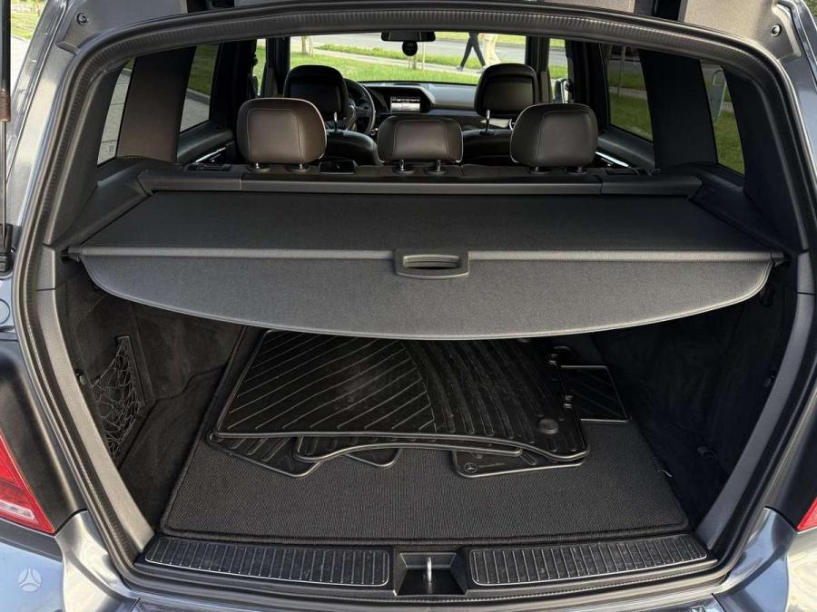 Grey Mercedes-Benz GLK 220 2012 in Siauliai, with an engine capacity of 2.14 L and mileage of 237 thousand km for 13550 €, photo 29 on AUTOMOTO.COM.LV