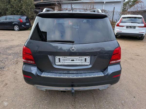 Grey Mercedes-Benz GLK 220 2013 in Utena, with an engine capacity of 2.14 L and mileage of 157 thousand km for 6650 €, photo 9 on AUTOMOTO.COM.LV